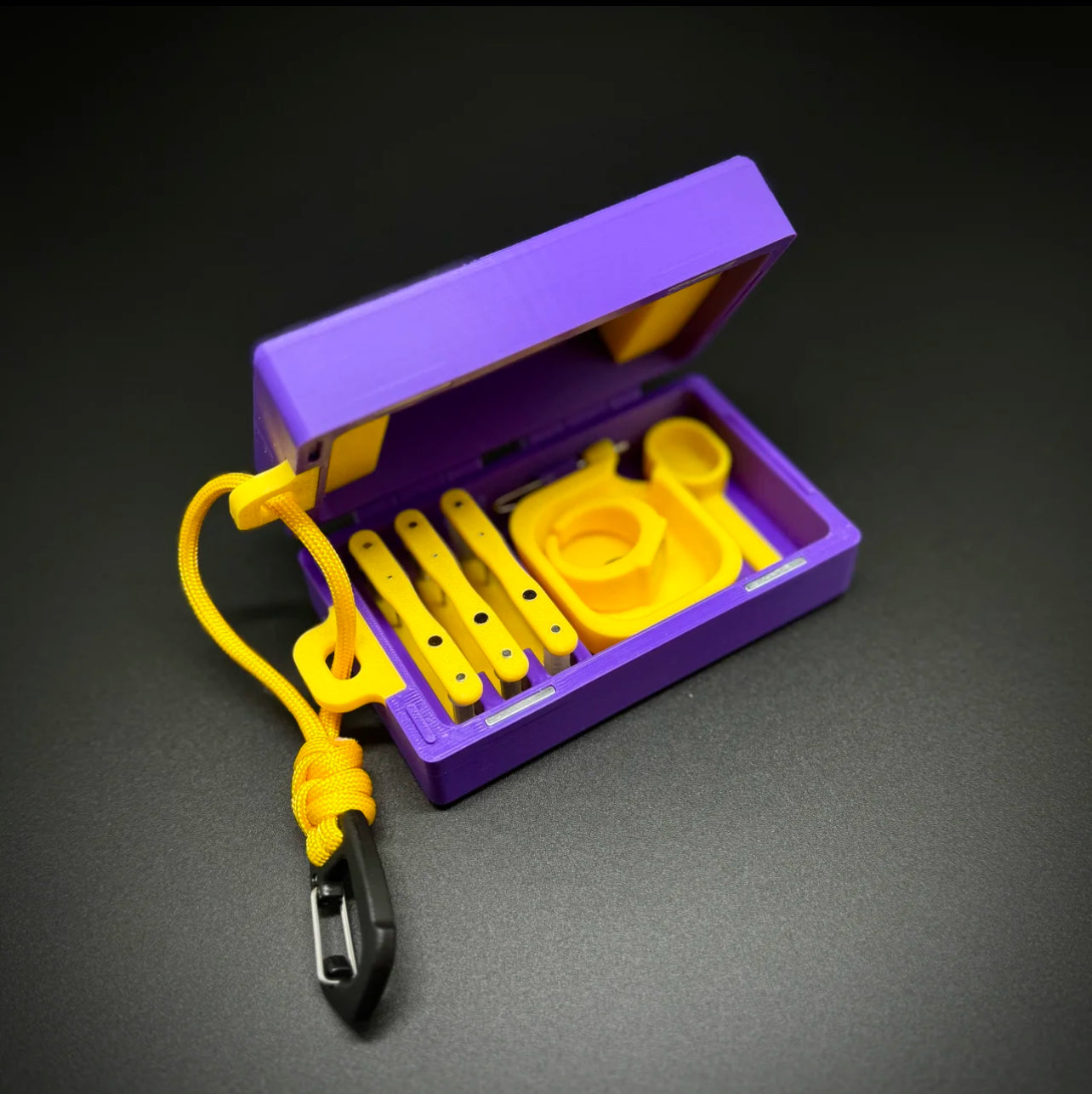 Mini Micro Fishing Accessory Kit – Customizable with Rigs, Bait Tray